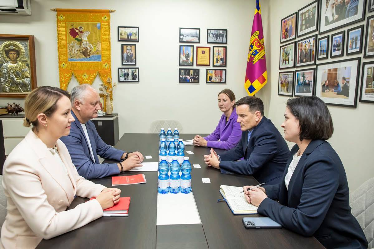 Astăzi, împreună cu membrul Comitetului Executiv Politic, Olga Cebotari, am avut o întrevedere ...